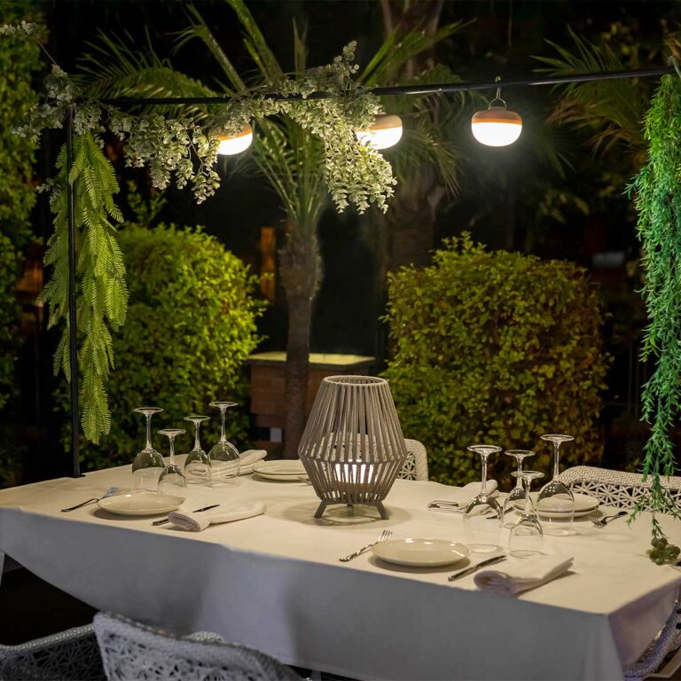 CHERRY PORTABLE RECHARGEABLE LIGHT BULB - Newgarden